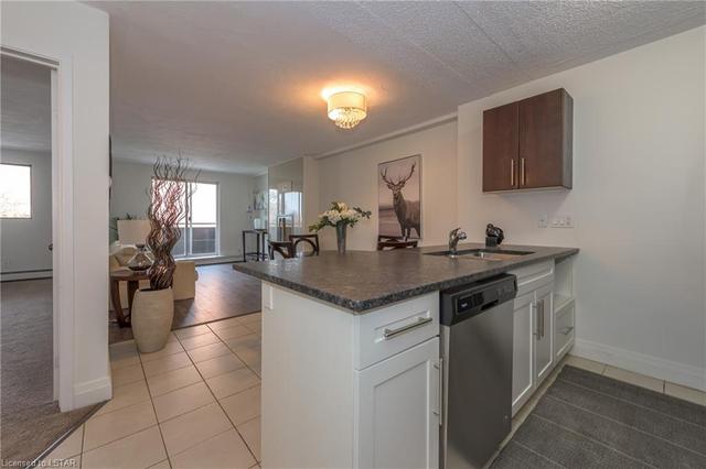 660 Cheapside Street, Inactive in London - Zoocasa