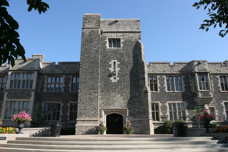 Forest Hill, Toronto Real Estate: Why It Holds Value in 2025