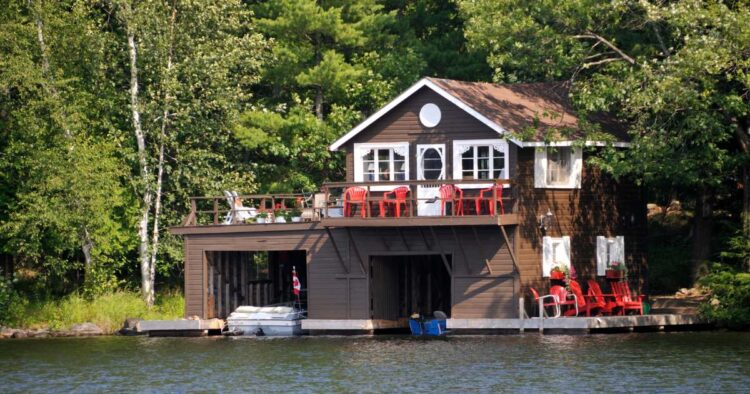 Surprises of an American Living in Canada: 12 Unique Differences